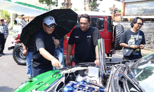 180 Mobil Diesel Adu Kreatifitas Modifikasi di Meet and War Diesel ...