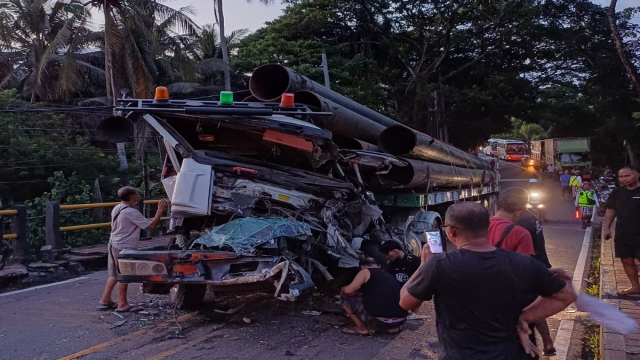 Lima Kendaraan Terlibat Kecelakaan Beruntun di Jalur Denpasar-Gilimanuk